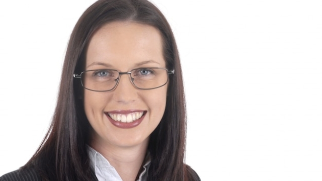 Navigating Immigration: Insights from an Experienced Lawyer - FY Rock Navigating Immigration: Insights from an Experienced Lawyer - FY Rock